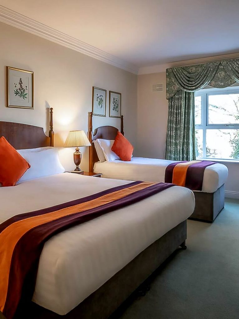 Hotel Woodstock Ennis | Hotels In Ennis | Choice Hotel Group