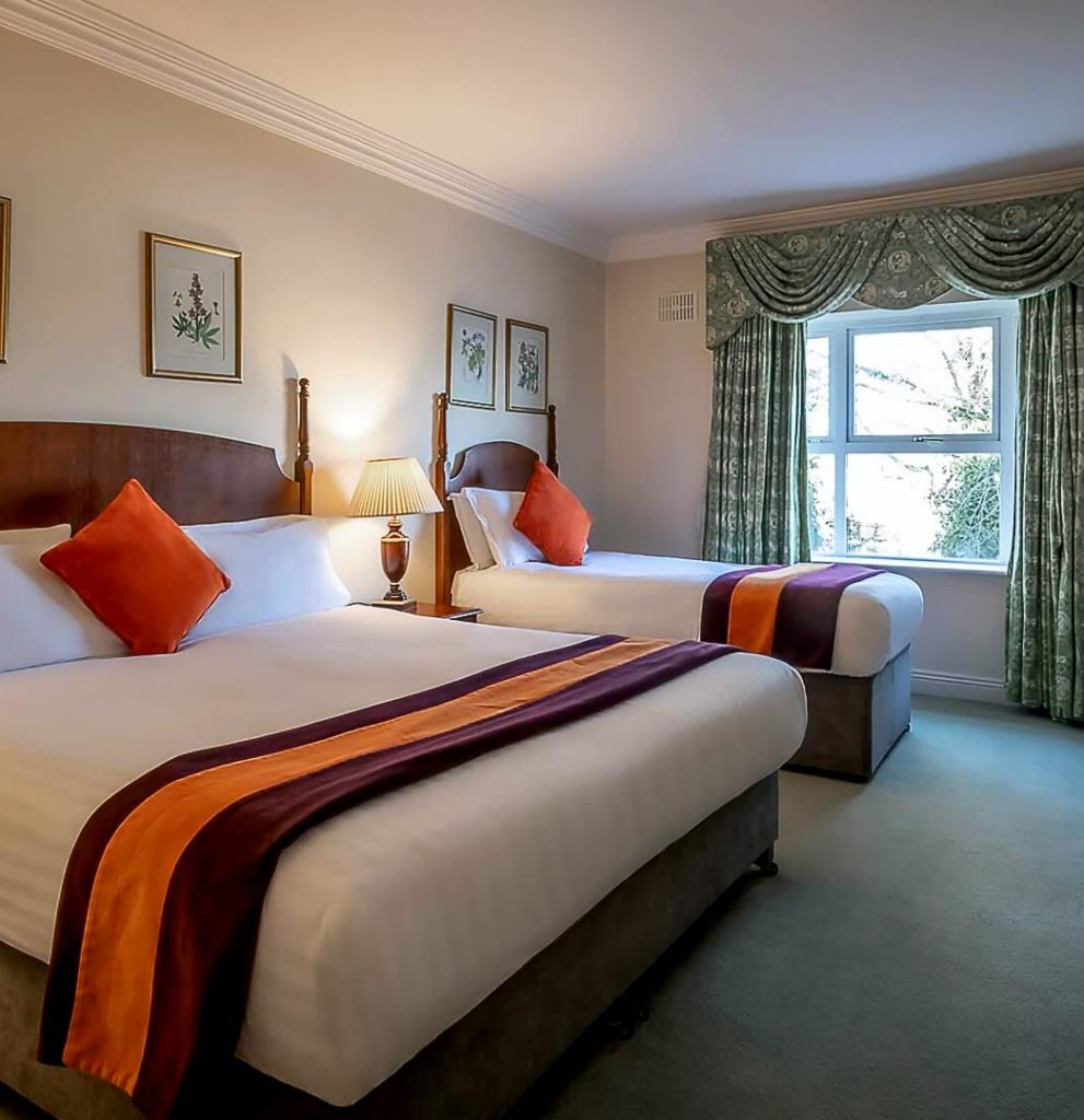 Hotel Woodstock Ennis | Hotels In Ennis | Choice Hotel Group